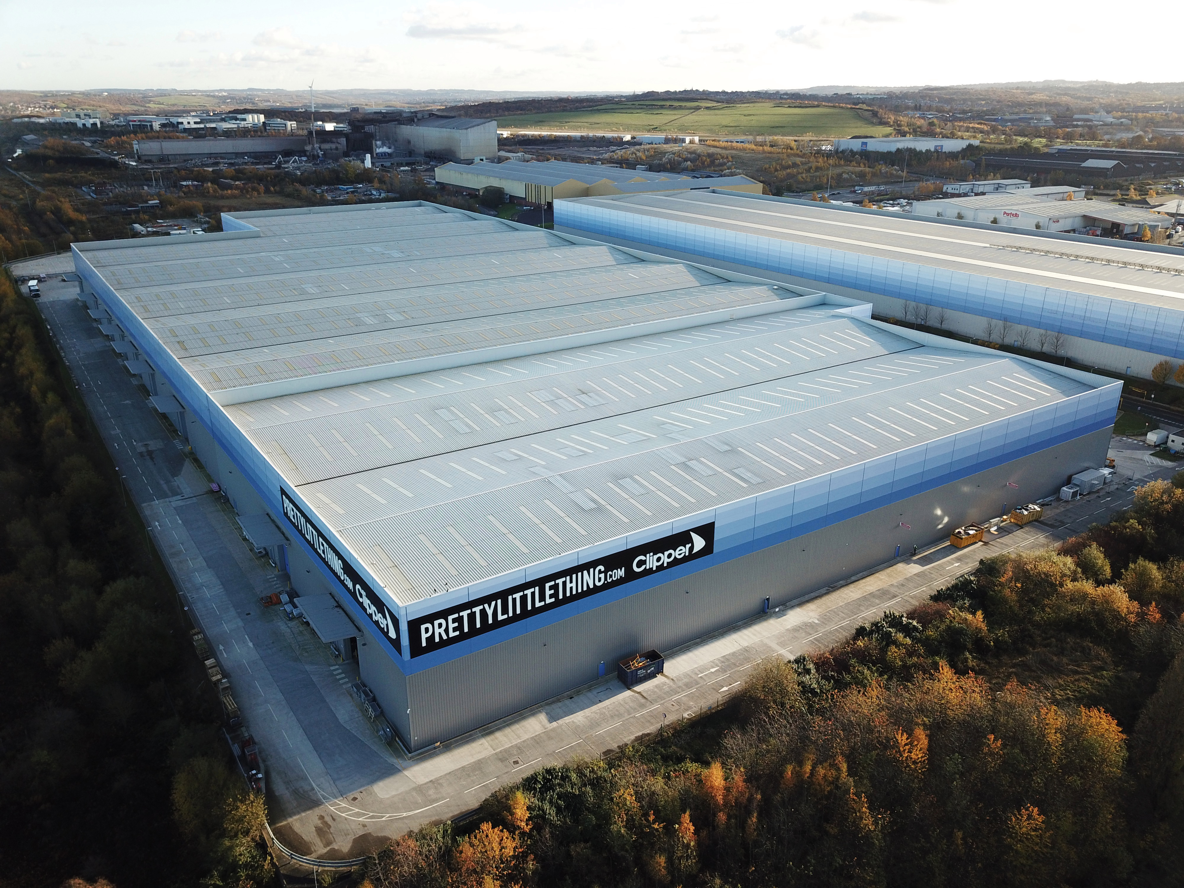 How PrettyLittleThing’s mega-warehouse pumps out millions of orders as ...