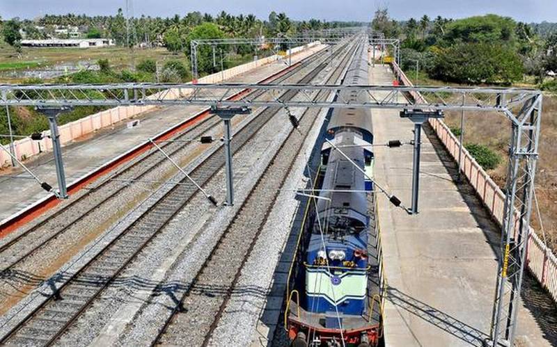 Pakistan inaugurates maiden Afghan transit cargo train