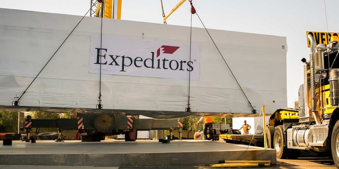 Expeditors International profits hit by falling volumes and rates