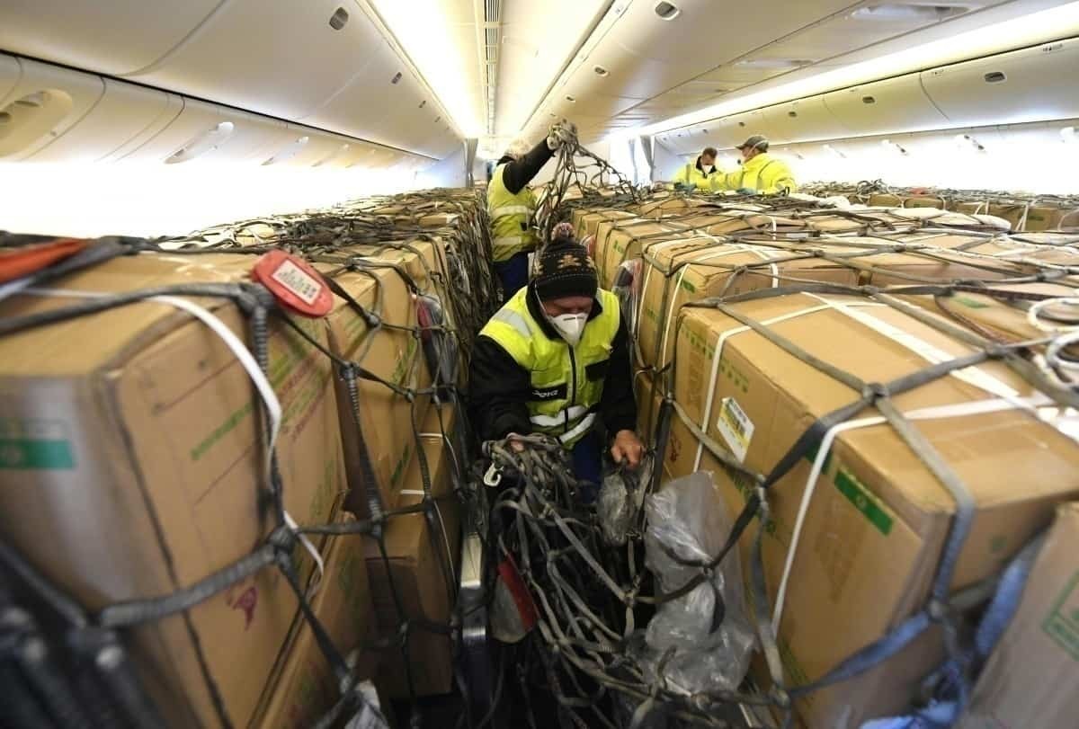What s The Difference Between Passenger Cargo Aircraft What s The Difference Between Passenger Cargo Aircraft