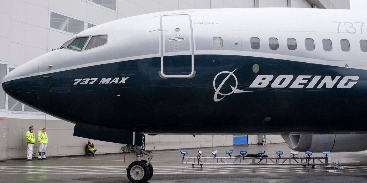 Boeing Reports Earnings on Wednesday. Here’s What to Expect.