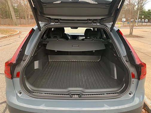 2021 Volvo V90 combines safety, style and generous cargo space