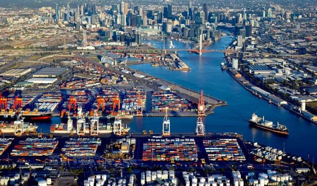Port Strategy | Contracts signed for $125m port rail project